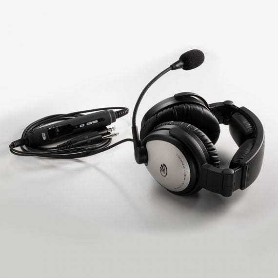 Sierra® ANR Headset - Lightspeed Aviation