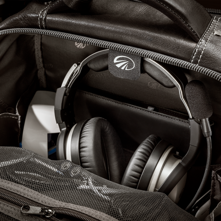 Duke Flight Bag - Lightspeed Aviation