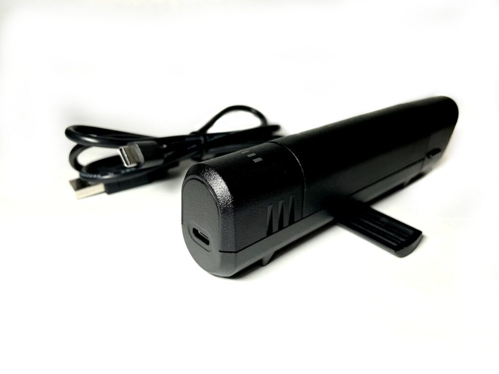 Lightspeed Battery Charger - Lightspeed Aviation